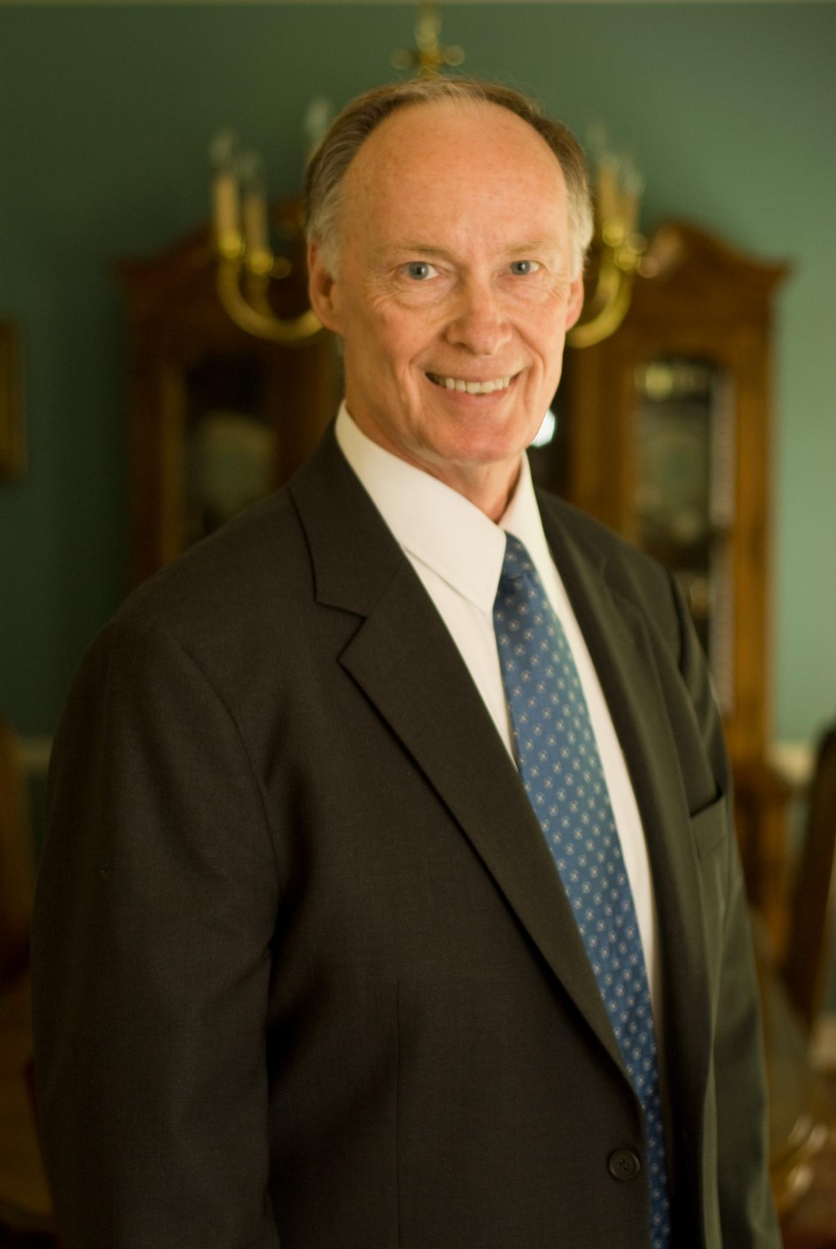 Gov. Bentley activates National Guard in wake of winter weather ...