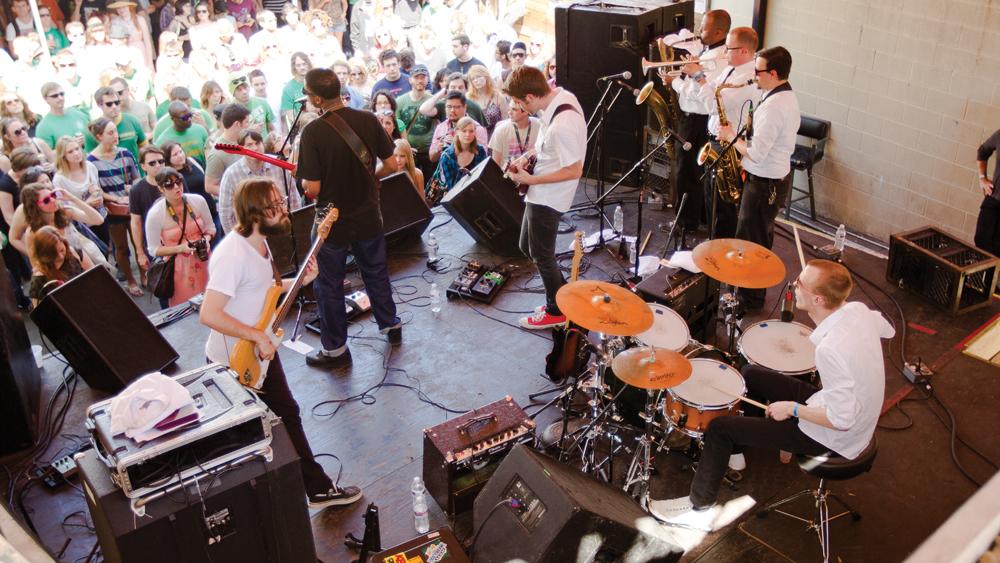 Austin tests a later music curfew on Red River but another hotel is ...