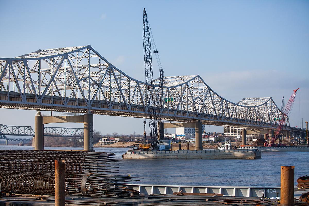 Year In Review: Work finally is under way on long-awaited Ohio River ...