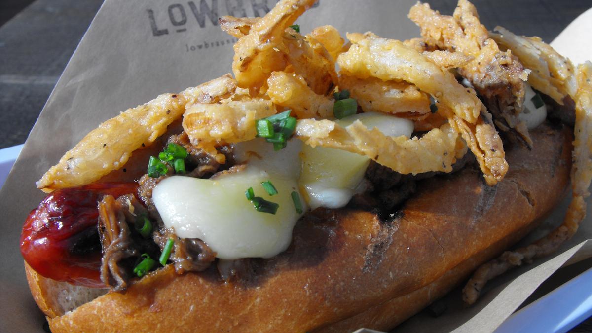 Hungry Cincinnati Reds fans will wolf down hot dogs at sizzling pace ...