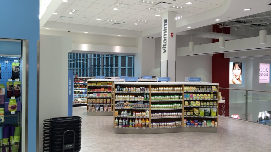 Walgreens' splashy new store concept debuts in Lakeview - Chicago ...