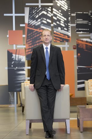 Generac CEO hits both sides of the political aisle - Milwaukee Business ...