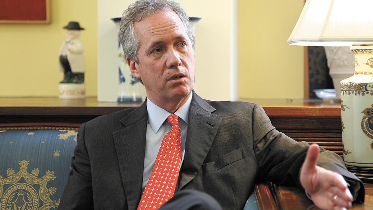 Louisville Mayor Greg Fischer touts the arrival of Google Fiber ...