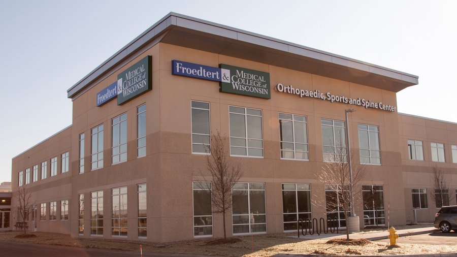 Froedtert & the Medical College network expands into downtown Waukesha ...