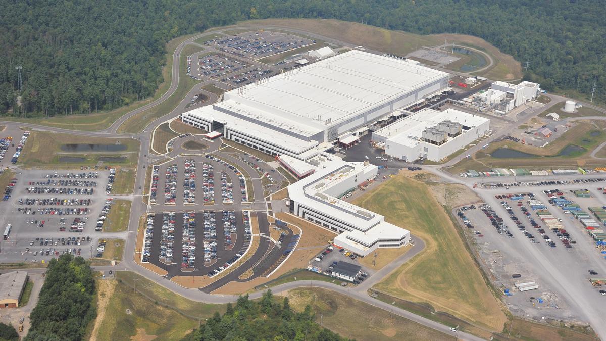 GlobalFoundries, Samsung teamup to produce advanced computer chip ...