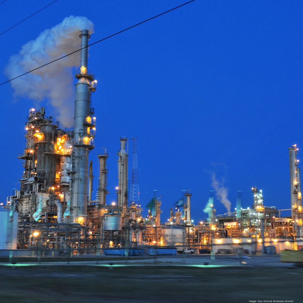 Oil refiners and producers are at odds over whether U.S. should allow ...