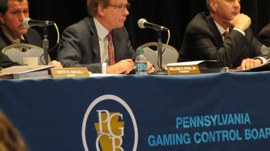 Casino proposal offers yearly payment to schools, pensions ...