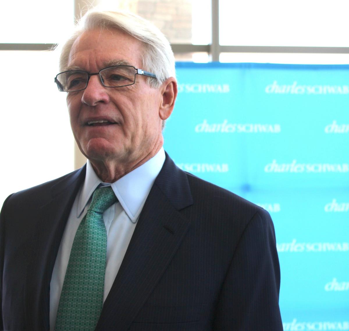 Some Texans tell Schwab: Send the jobs, leave the Californians behind ...