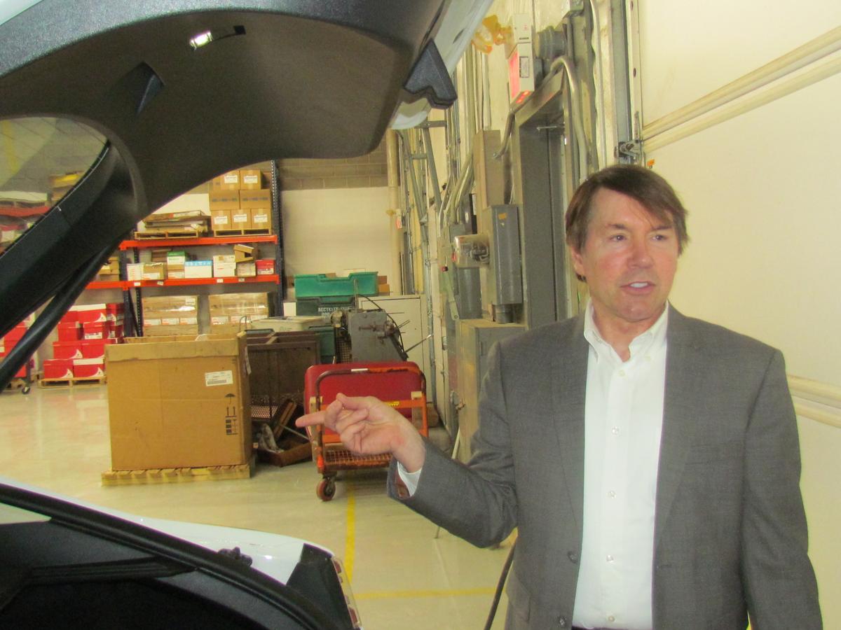 Tesla owner speaks about the future of vehicle travel in Dayton ...