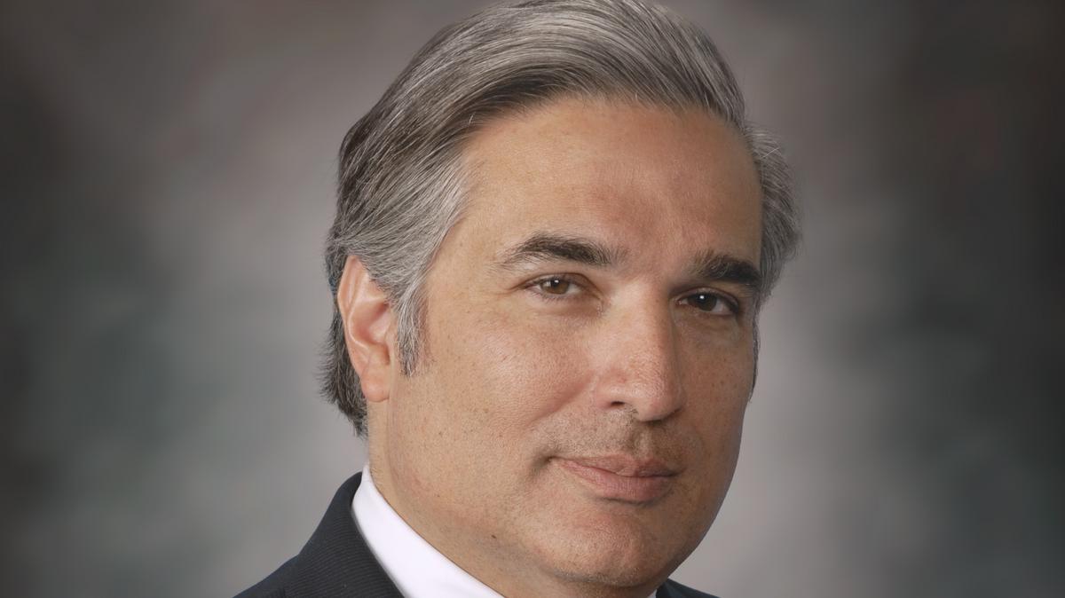 UT Chancellor Cigarroa to resign - Austin Business Journal