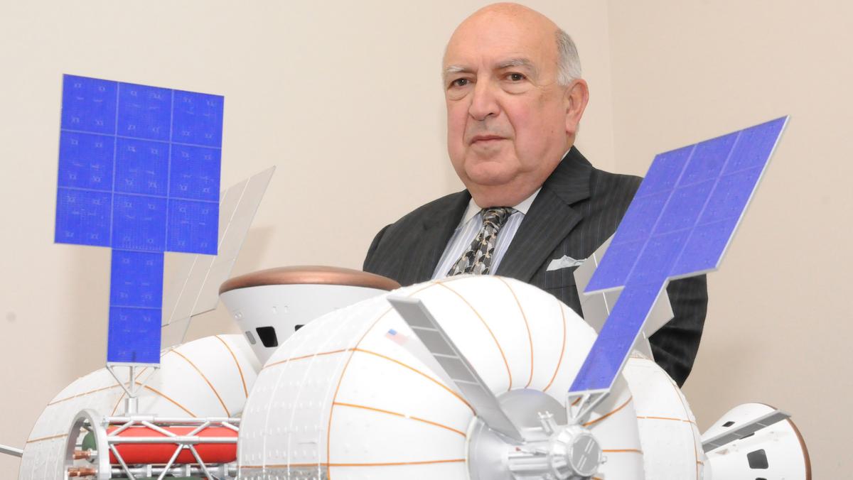 NASA's Boeing, SpaceX deal boosts C. Fla. commercial space growth ...