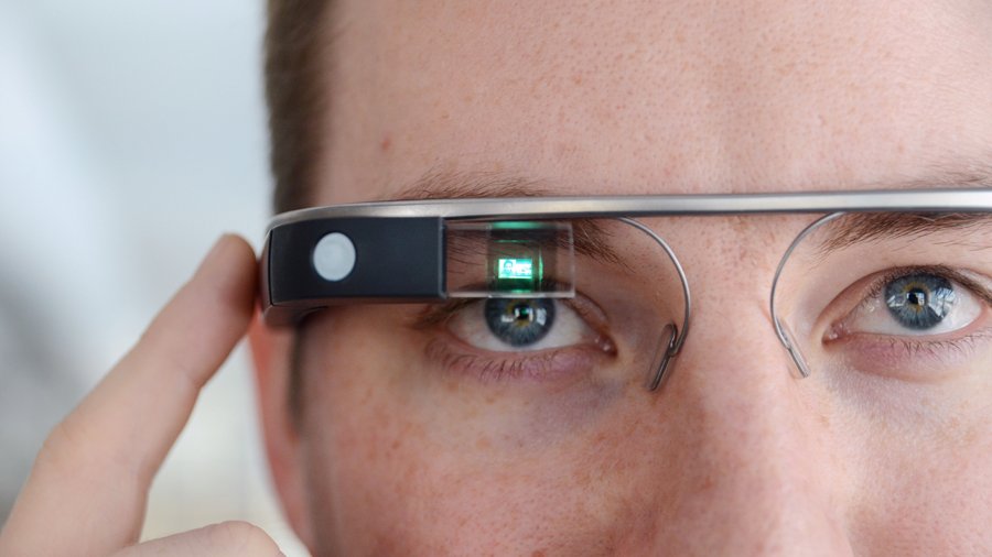 I tried on Google Glass and my life will never be the same. (This is ...