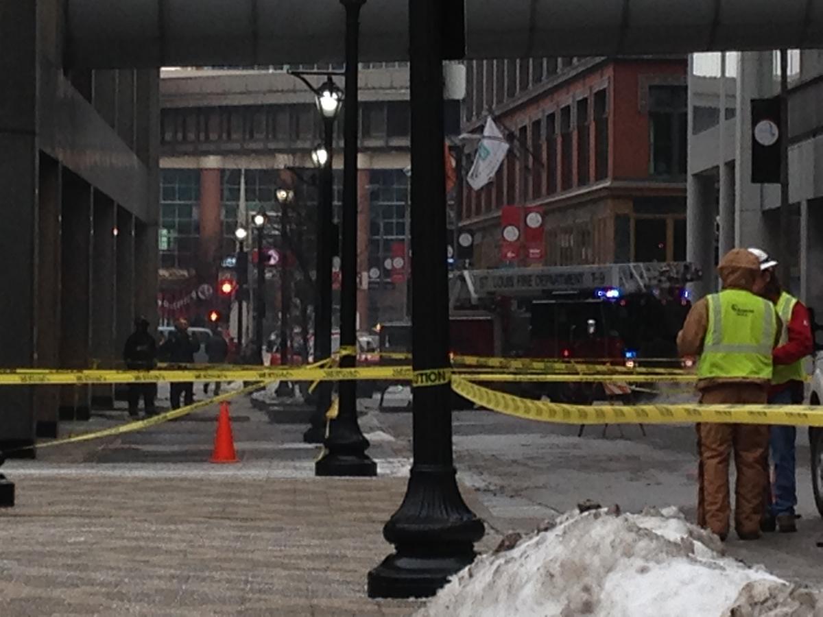 U.S. Bank building evacuated following underground fire - St. Louis ...
