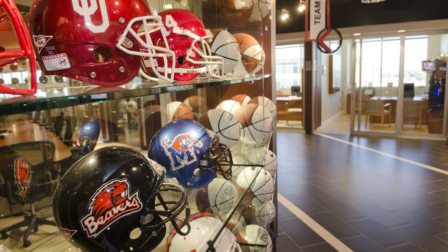 Learfield Sports JLD 7615