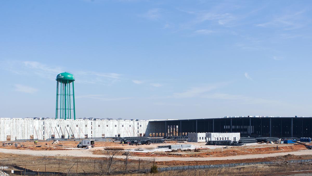 Amazon comes to Baltimore to talk warehouses, hiring - Baltimore ...