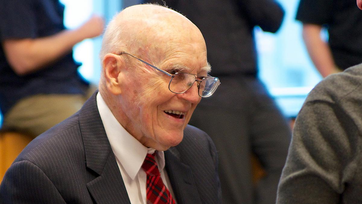 Legal leader John M. Davis, founder of Davis, Wright, Tremaine, dies at ...