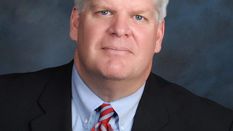 Former Cincinnati banker takes leadership role at Fifth Third ...