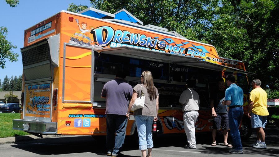 Mobile food truck sensation Drewski’s Hot Rod Kitchen opens in a ...