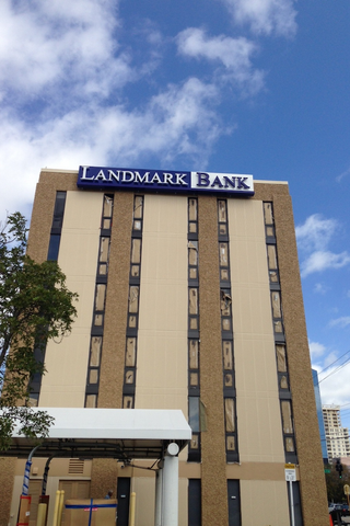 Fort Lauderdale's Giant Holdings Landmark Bank sells to Home BancShares ...