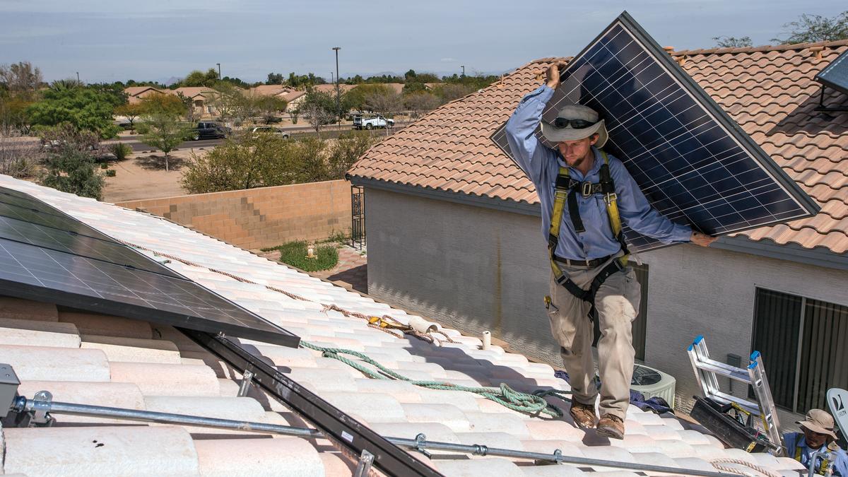 New APS report shows changing Arizona energy mix - Phoenix Business Journal