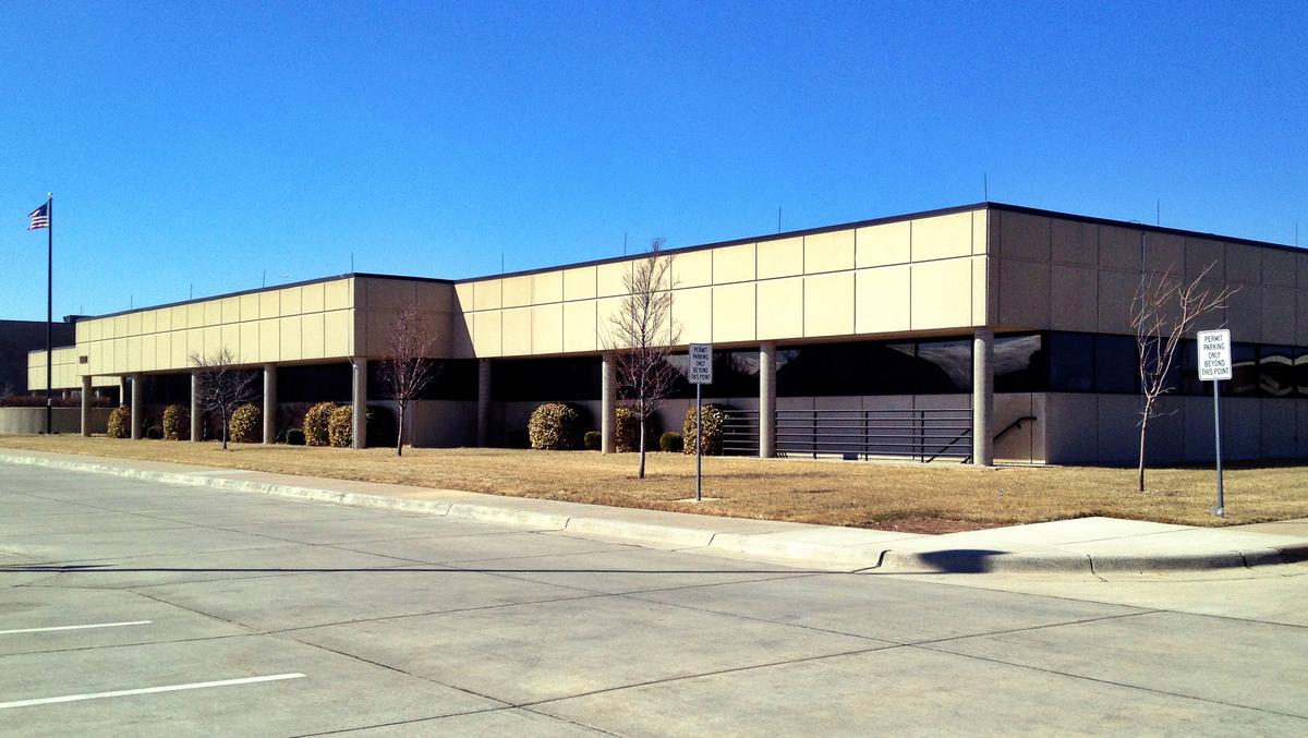FAA building at Wichita Mid-Continent Airport getting $1.4M overhaul ...