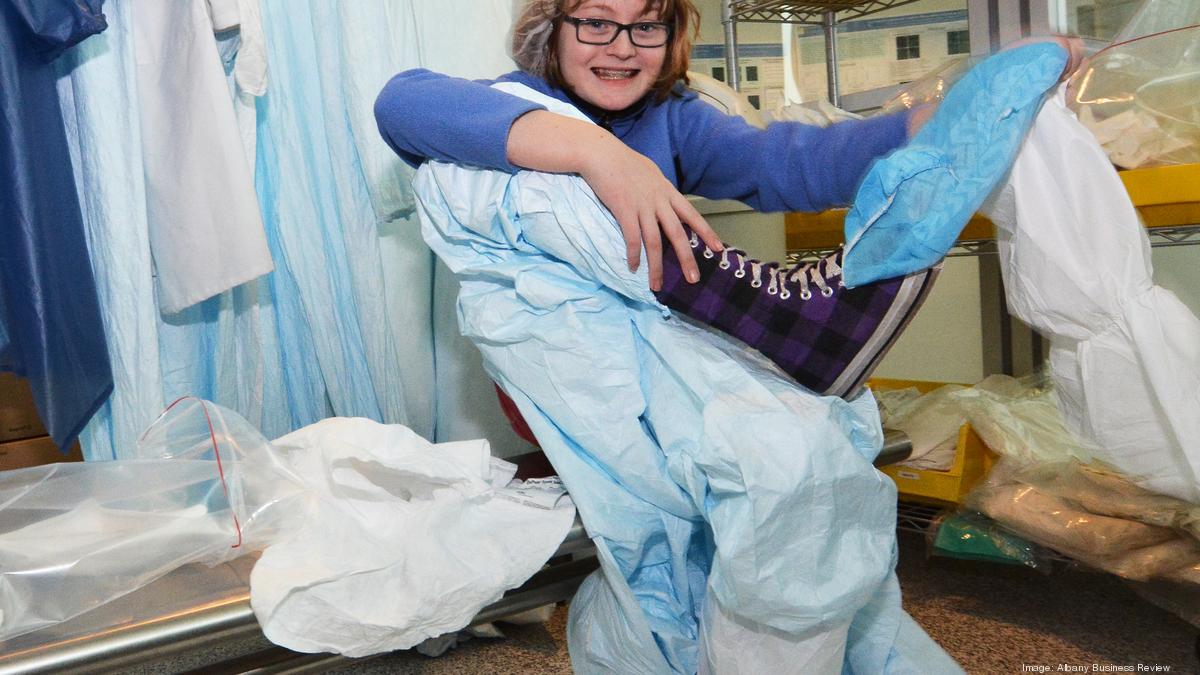 Nanocollege hosts elementary school students to encourage them to ...