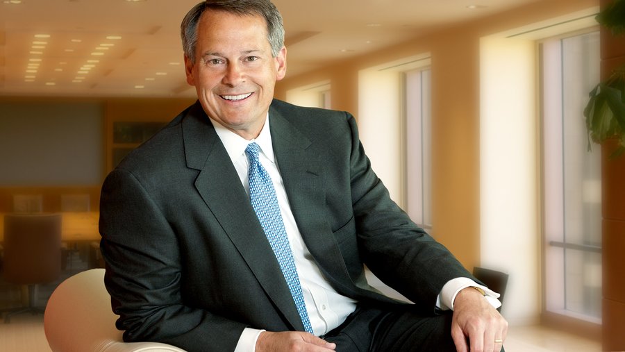 Charles Schwab expands its presence in Chicago - San Francisco Business ...
