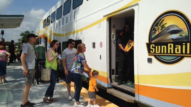 By the numbers: A look at SunRail’s first five days of service ...