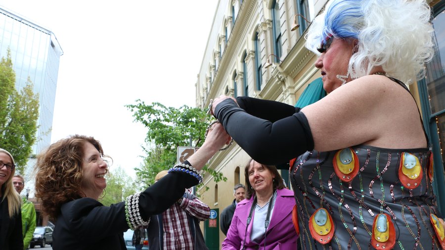Darcelle XV, drag queen and Portland icon, dies at 92 - Portland ...