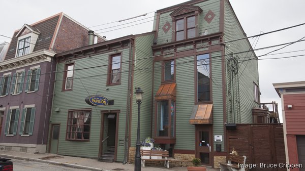 Celebrity chef helps Mt. Adams Pavilion launch new menu: SLIDESHOW ...