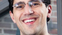 Bullhorn eyes 2016 IPO, plans to hire up to 200 next year - Boston ...