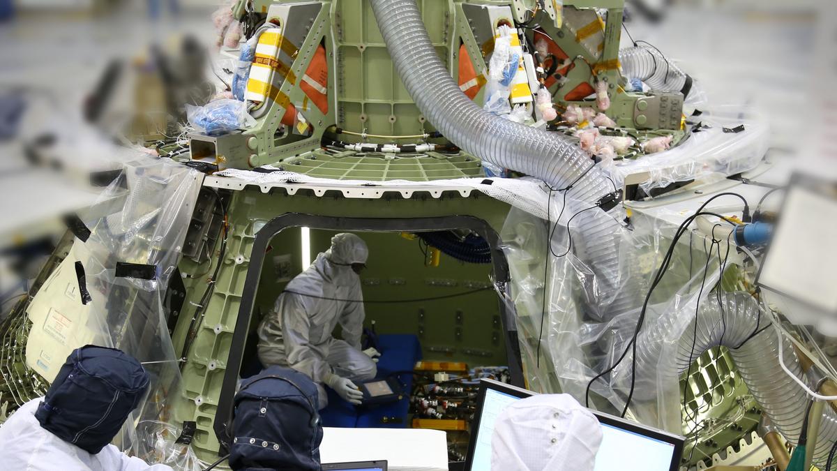 Over 300 Denver-area UAW union workers at Lockheed Martin go on strike ...