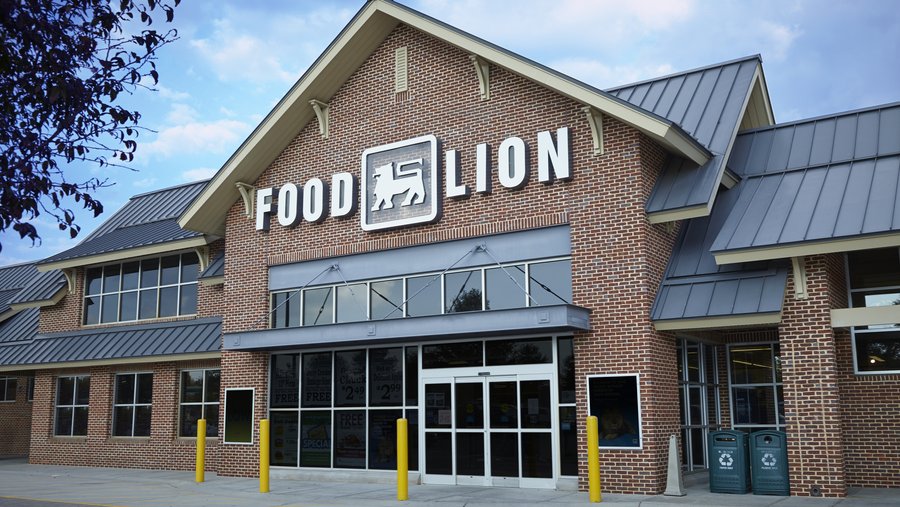 Food Lion storefront