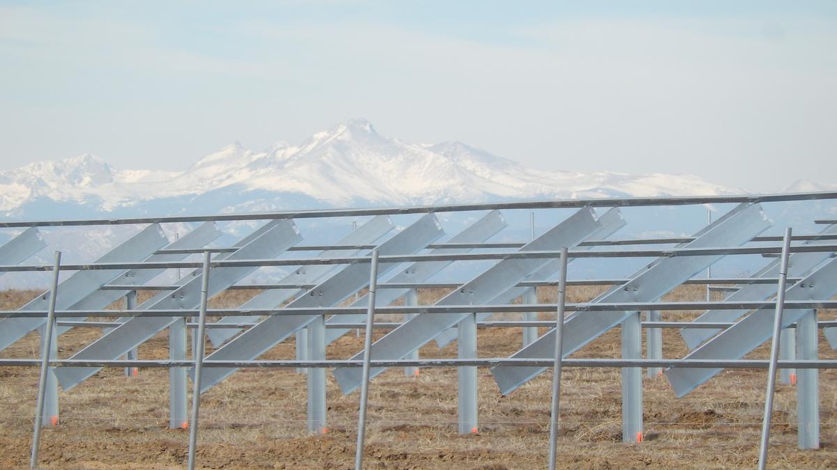Denver International Airport to bring more solar power online - Denver ...