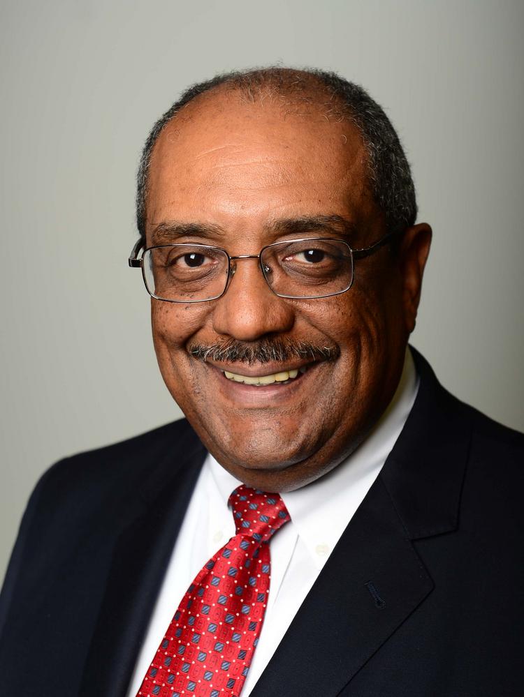 Louis H. Jones Jr | semashow.com