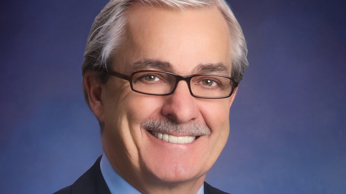 Supervalu discloses pay and perks for new CEO Mark Gross - Minneapolis ...