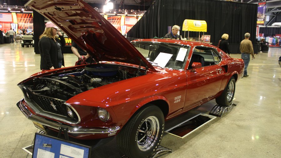 Mecum auto auction
