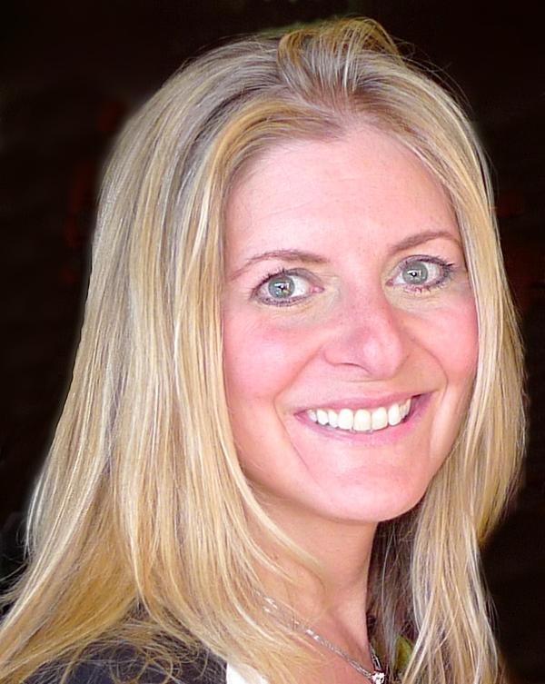 Nancy Valente's Instagram, Twitter & Facebook on IDCrawl