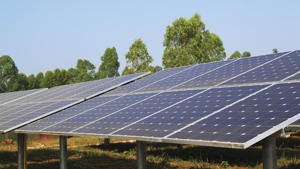 Sunnyside Energy solar farm aims to create job training, clean power ...