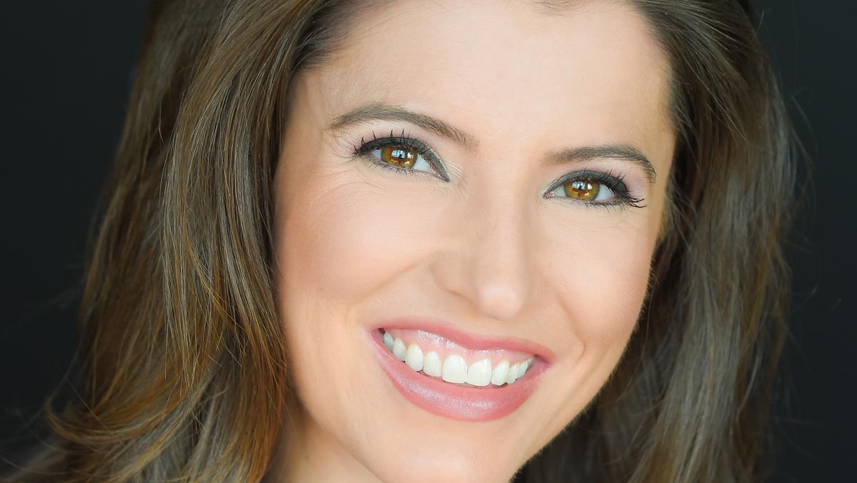 WBBM-Channel 2 taps Erin Kennedy for early morning anchor role ...