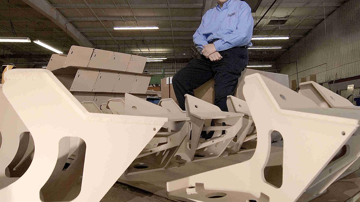 Custom Manufacturing Solutions in Xenia selling off business - Dayton ...