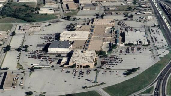 Furniture chain buys former Macy's spot at Six Flags Mall - Dallas ...
