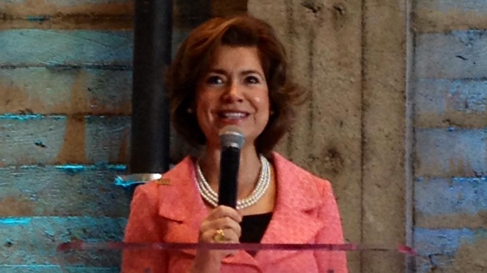 SBA: U.S. government still not giving enough contracts to women-owned ...