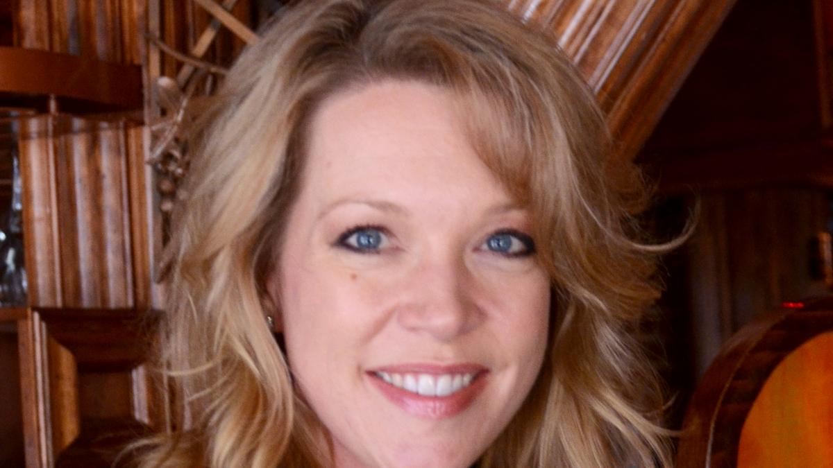 Women Who Mean Business: The 2017 Businesswoman of the Year offers her ...