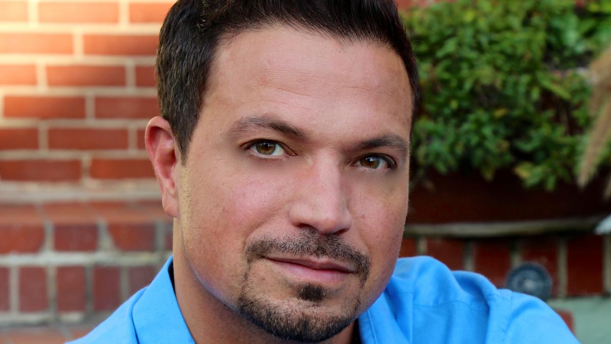 Stage 32 CEO connecting writers with representation via Skype - L.A ...