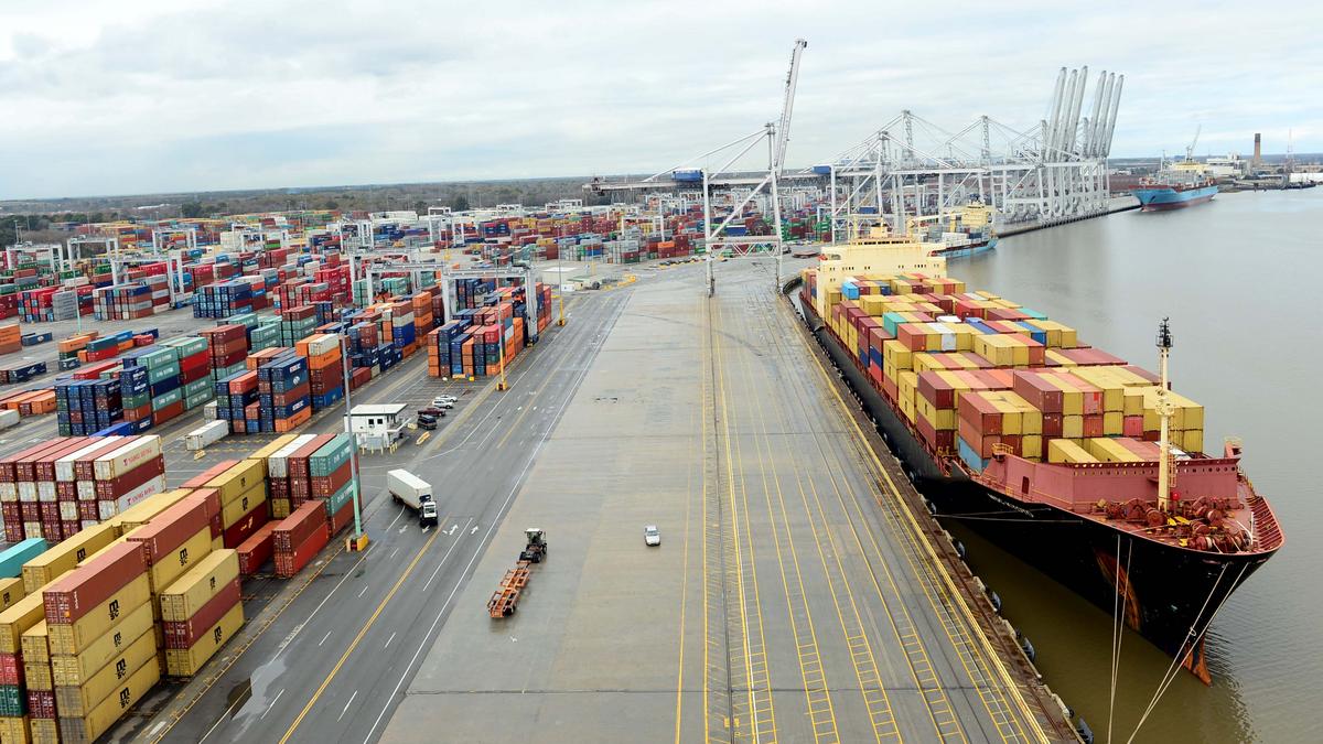 Senate approval adds steam to Port of Savannah project - Atlanta ...