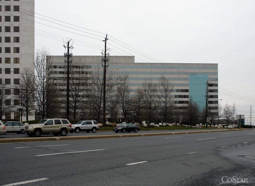 Nuclear Regulatory Commission official pleads to stay in Two White ...