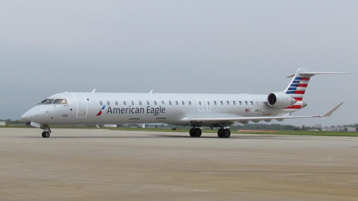 American Airlines firms order for 24 Bombardier regional jets - Wichita ...