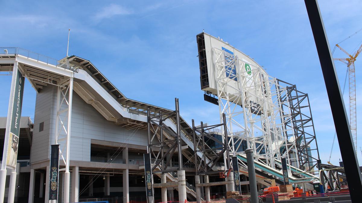 New amphitheater at EverBank Field aims to boost stadium events ...