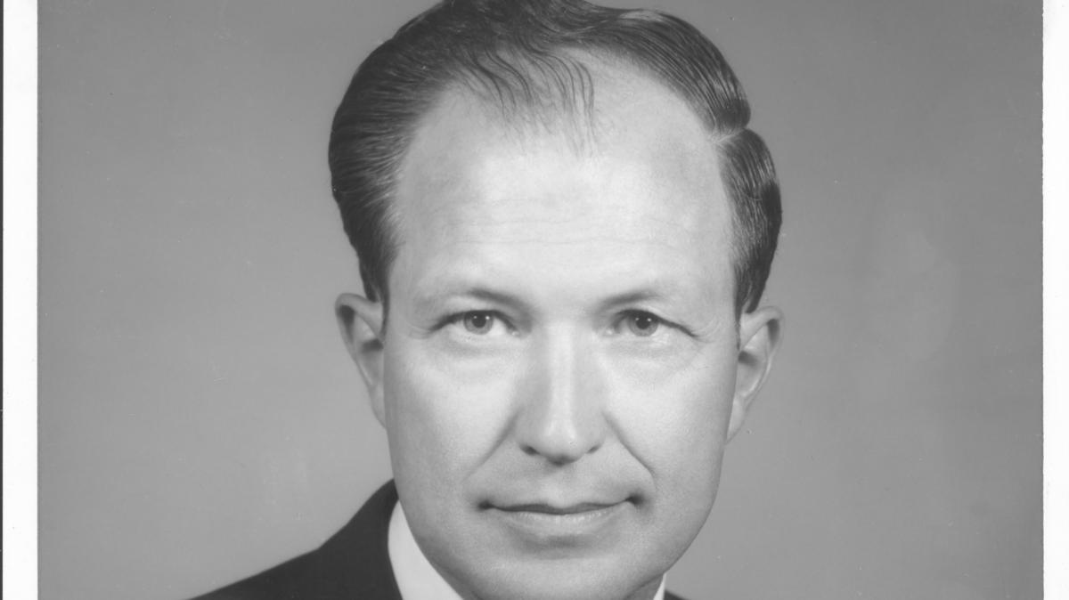 Jack Woolf, former president of Arlington State College, dies at age 90 ...